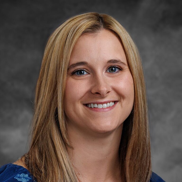 Amy Bazley, CVT | Fetch Specialty & Emergency Veterinary Centers